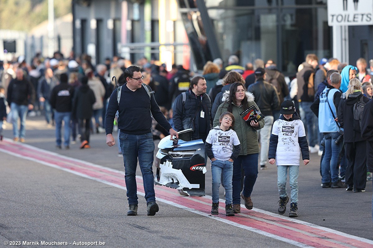 American Festival: Op stap in de paddock, expo 70 Years Corvette ...