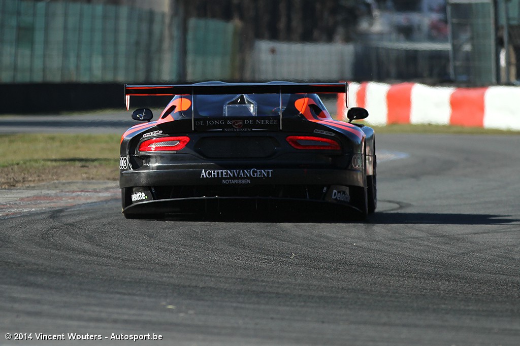 SRT Viper GT3-R maakt eerste Europese meters op Circuit Zolder (+ Video ...