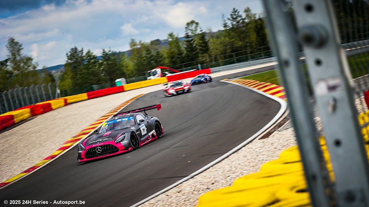 12H Spa: Red Ant Racing op de eerste startlijn - Hofor Racing ...
