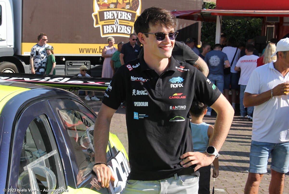 24H Zolder: de Wit en Cool flankeren Verheyen/Haverans bij Red Ant ...