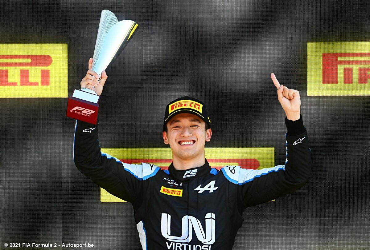 Silverstone: Guanyu Zhou winnaar van de hoofdrace - Autosport.be