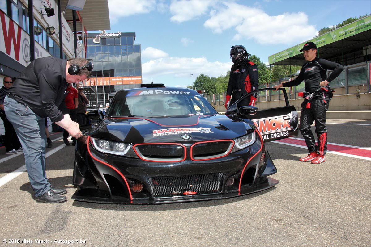 Rob Verhoeven legt uit hoe de Hamofa BMW i8 GTR tot stand kwam ...