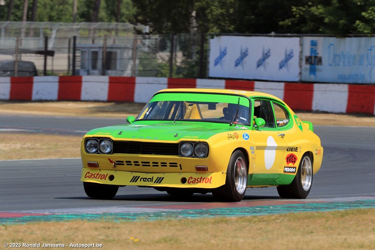 St. Paul Raceteam met vijf wagens richting Historic GP Zandvoort ...